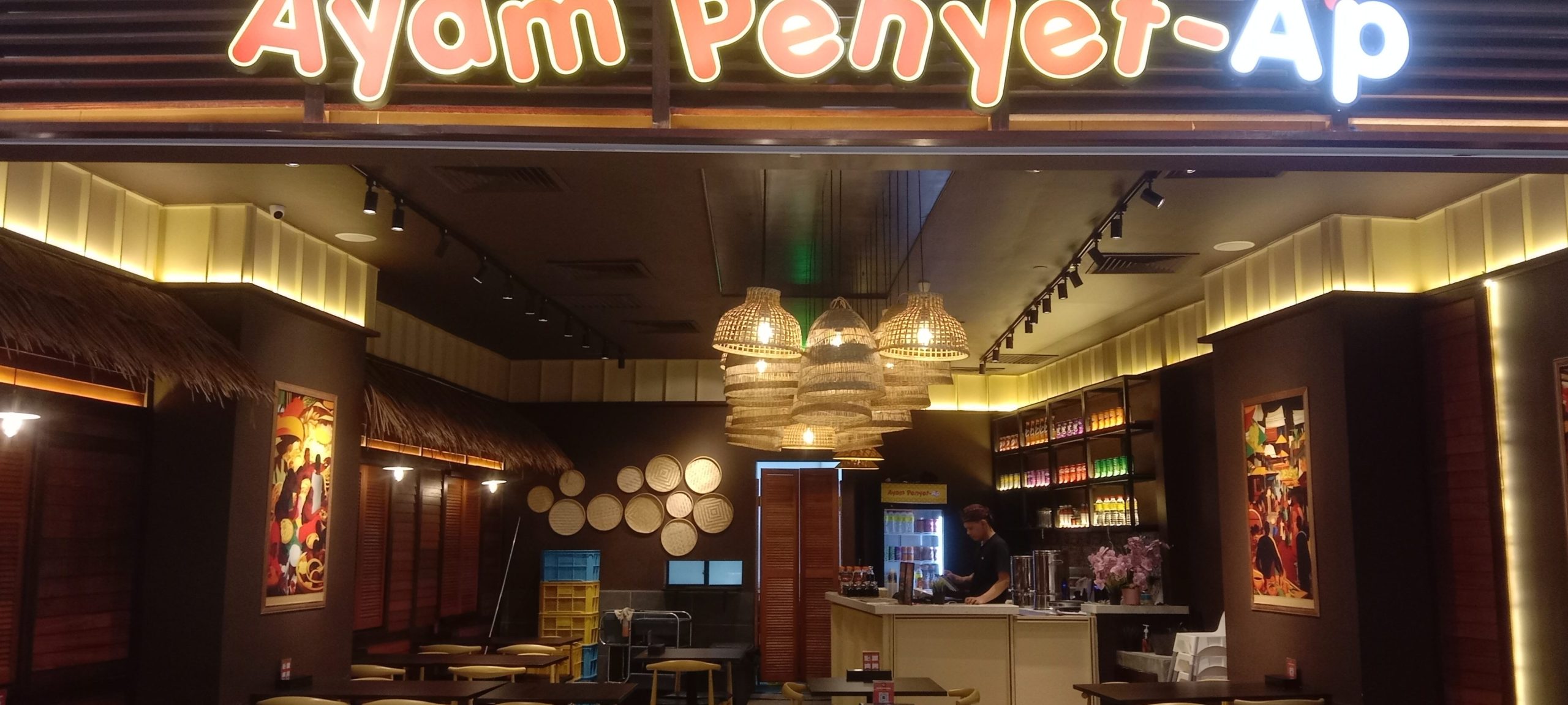AYAM PENYET AP (Empire Subang) - Hidangan Terbaik di Malasia